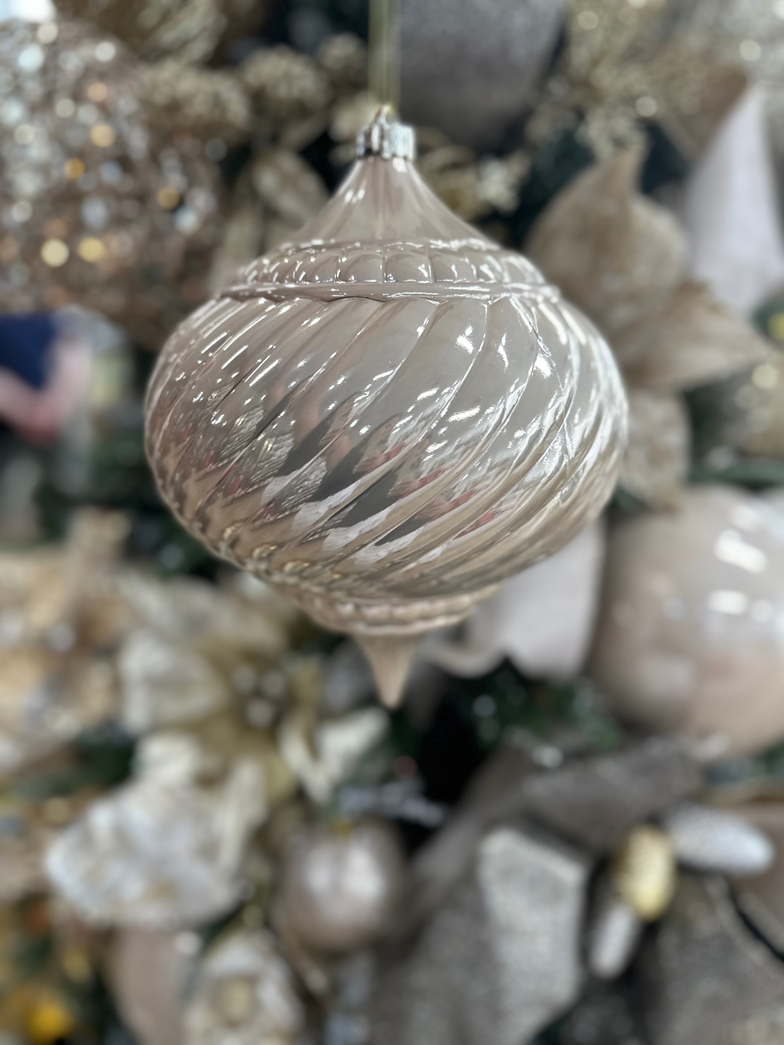 20CMX24CM IVORY PEARL FINISH FINIAL PLASTIC - OX373323 – Two Turtle ...